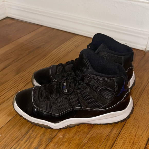 Jordan | Shoes | Air Jordan 1 Space Jam Retro Bg Size 3y | Poshmark